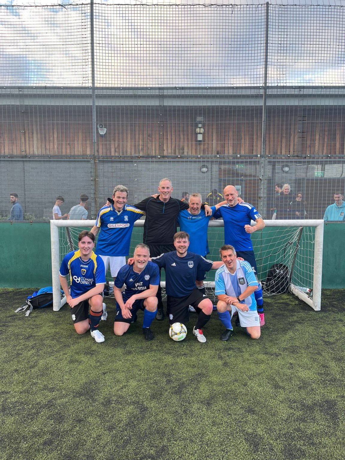 Cardiff 5 a Side Leagues & Pitch Hire | Gôl Centres